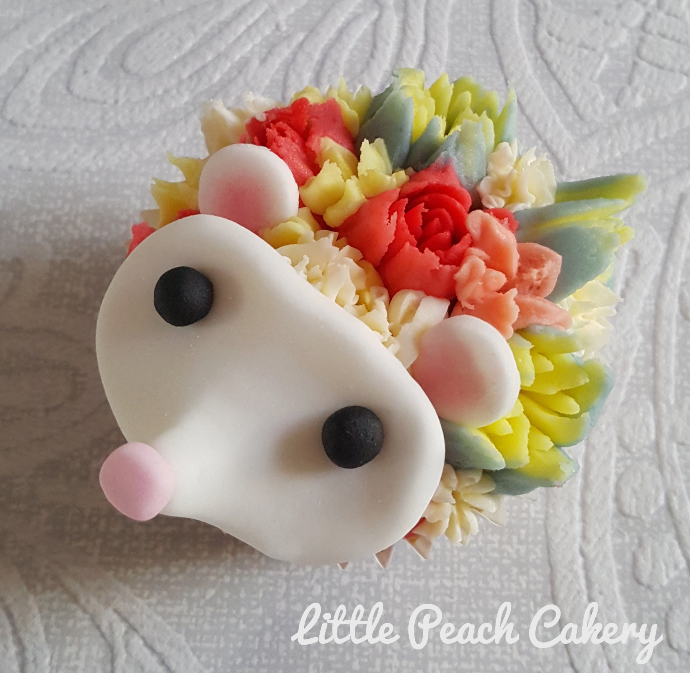 Flower Hedgehog Cupcake tutorial – Little Peach Cakery